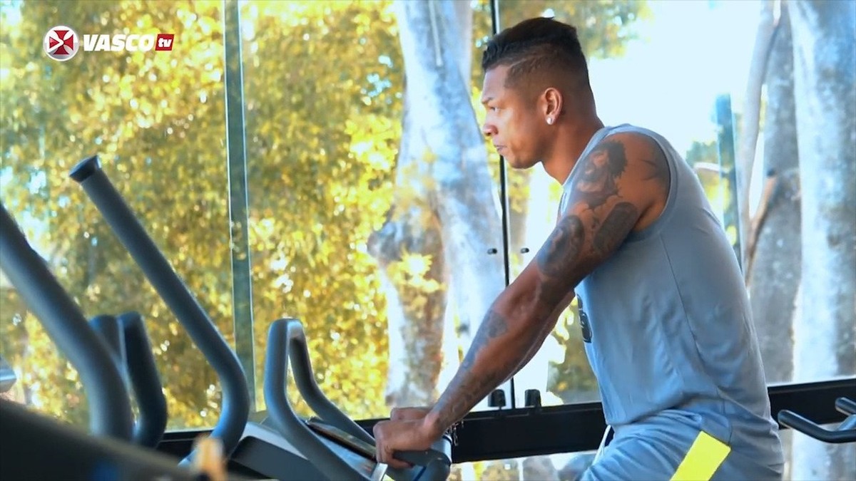 Guarín se apresenta em melhor forma e tem rotina de treinos em dois períodos; Vasco planeja ...