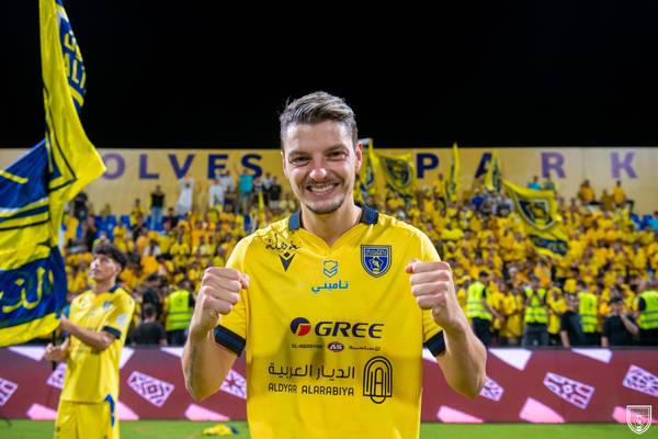 Andrei Girotto celebra goleada do Al-Taawoun, vice-líder da Liga Saudita: "Muito empenho ...