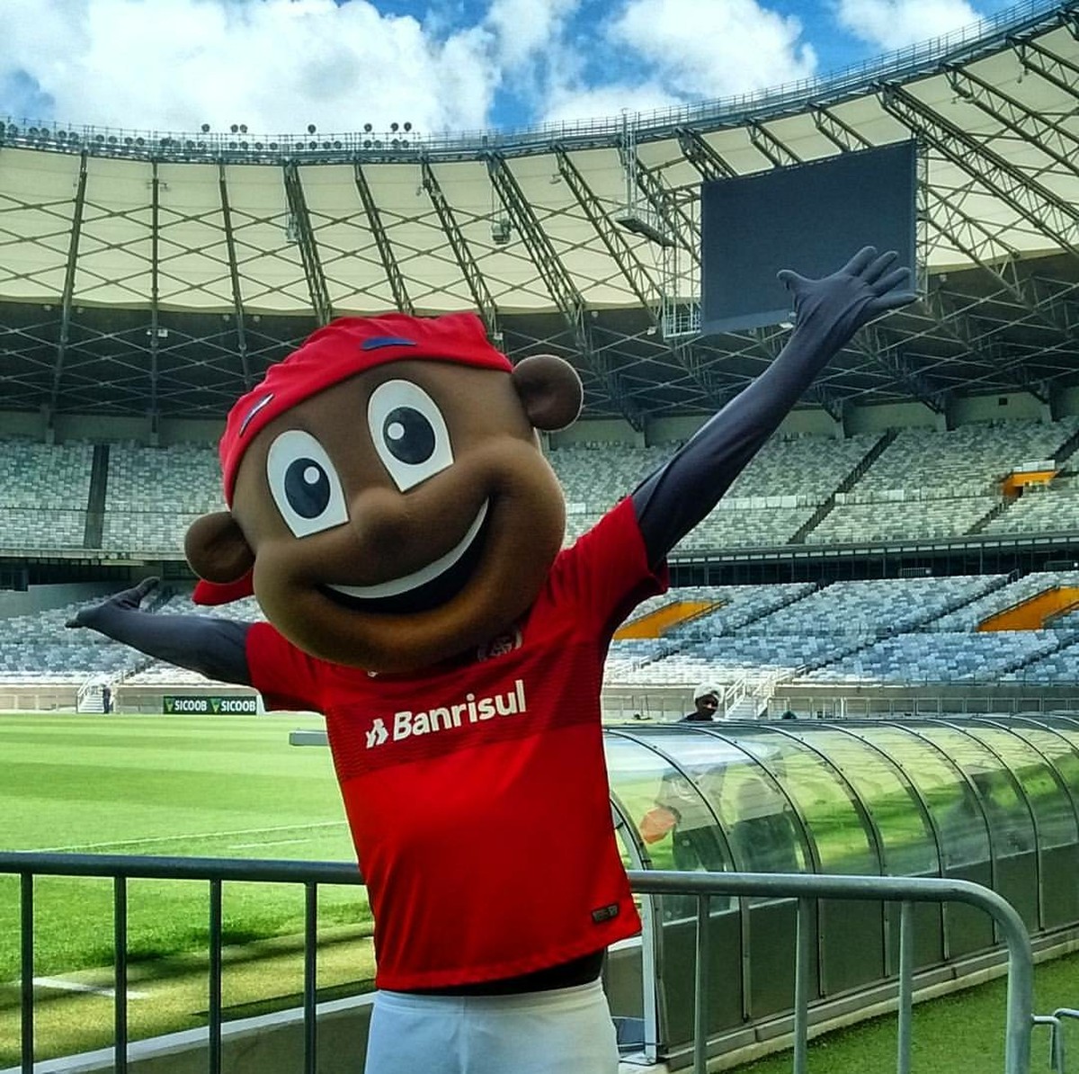 Expulso em jogo do Brasileirão feminino, Saci do Inter justifica ...