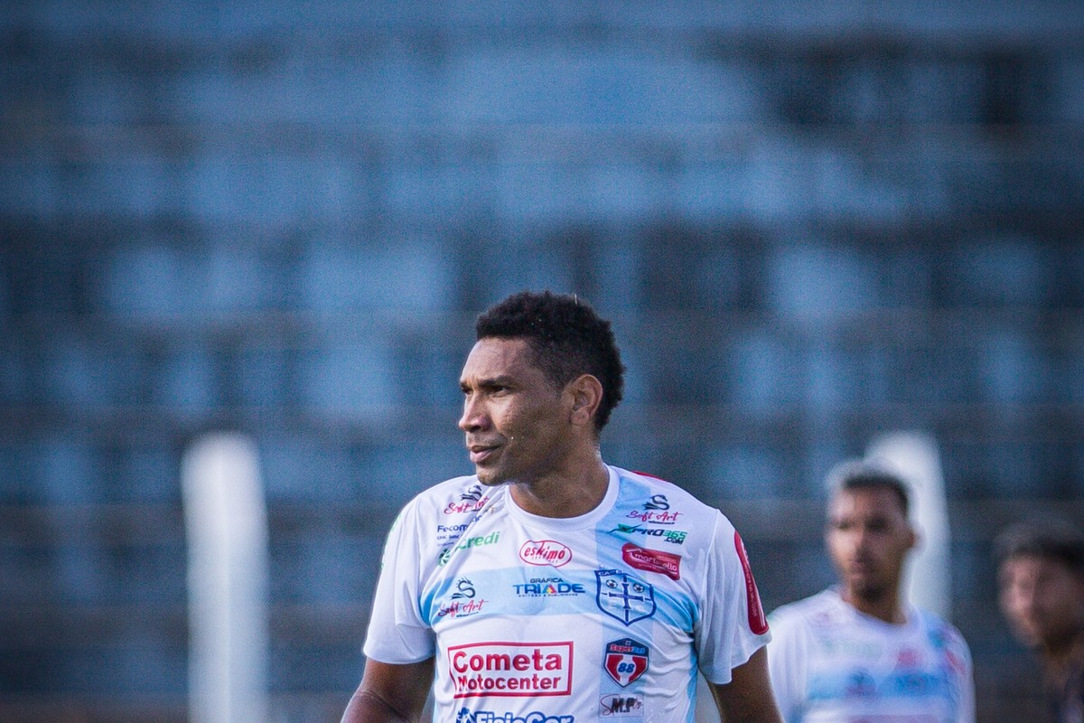 Flávio Caça-Rato expõe falta de pagamento no Cacerense e dispara ...