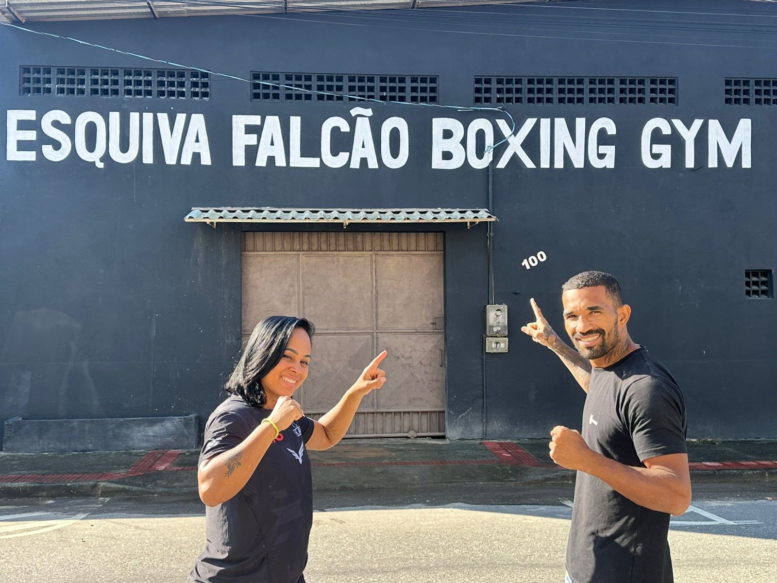 Esquiva Falcão inaugura academia com projeto social em Vila Velha | Ge