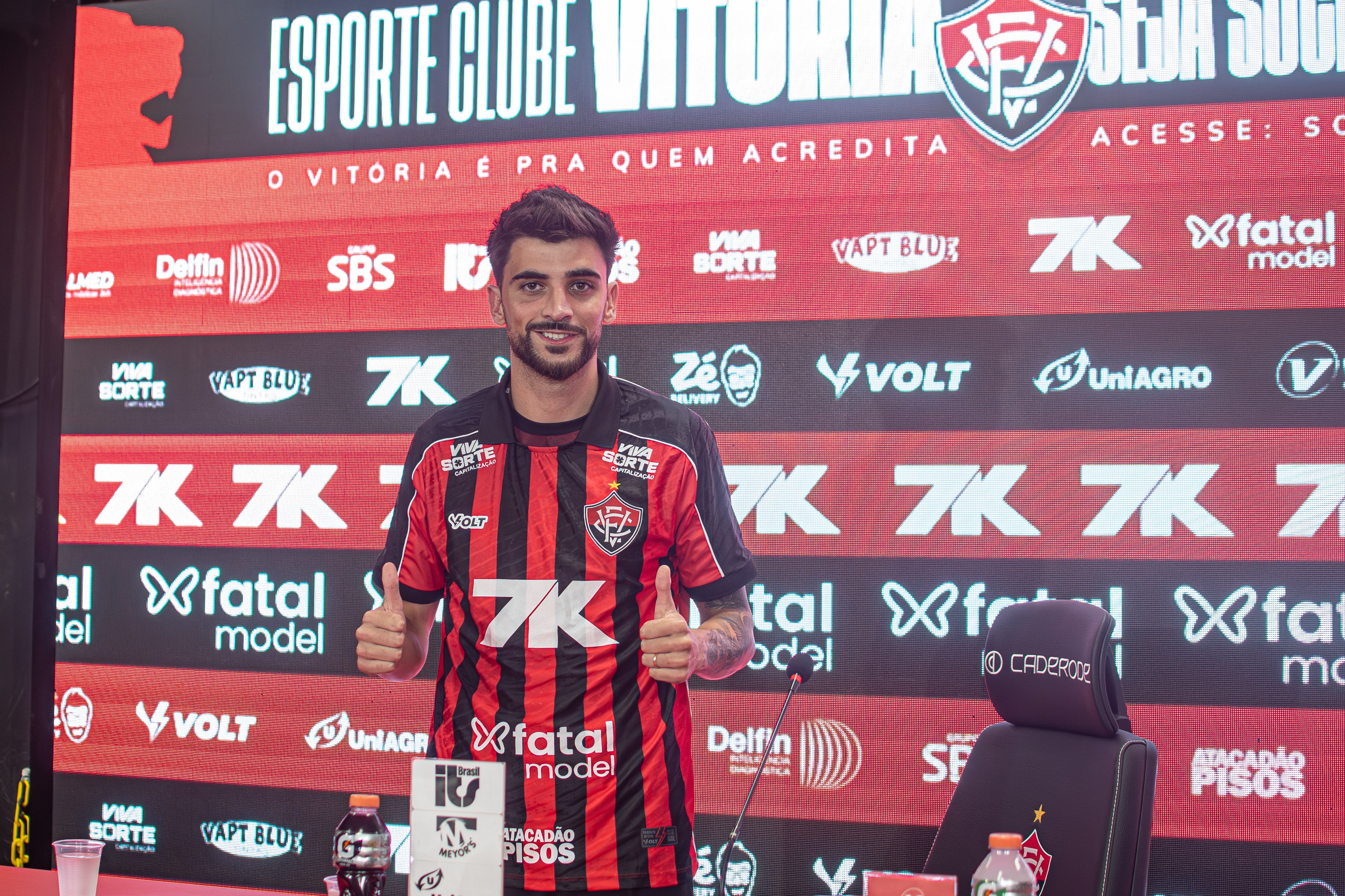 Rúben Ismael é apresentado no Vitória: "Orgulho enorme" | Ge
