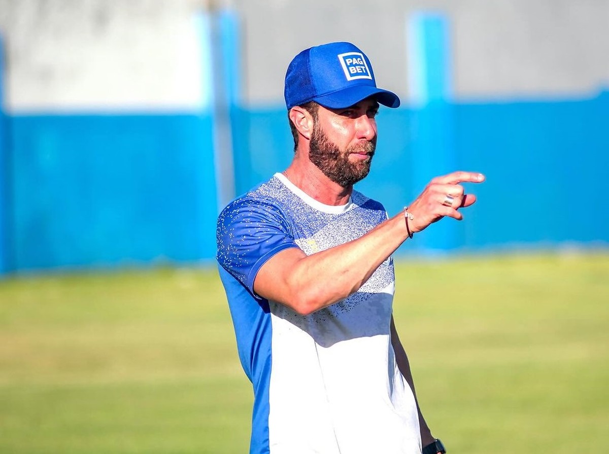 Paulo Massaro lamenta eliminação do Confiança, mas enfatiza: "Jogamos ...