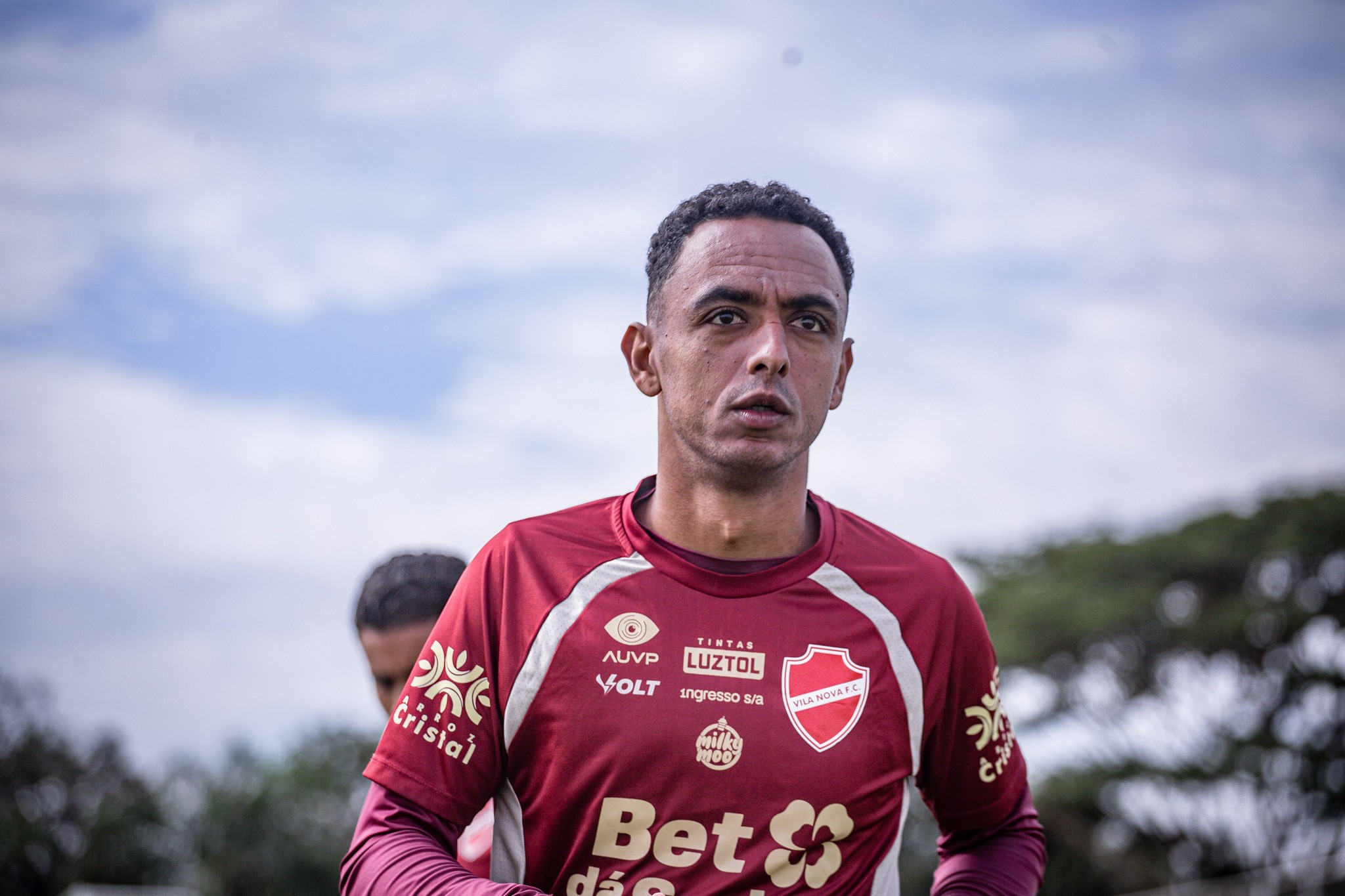 Dodô assume vaga no Vila Nova e busca sequência como titular | Ge