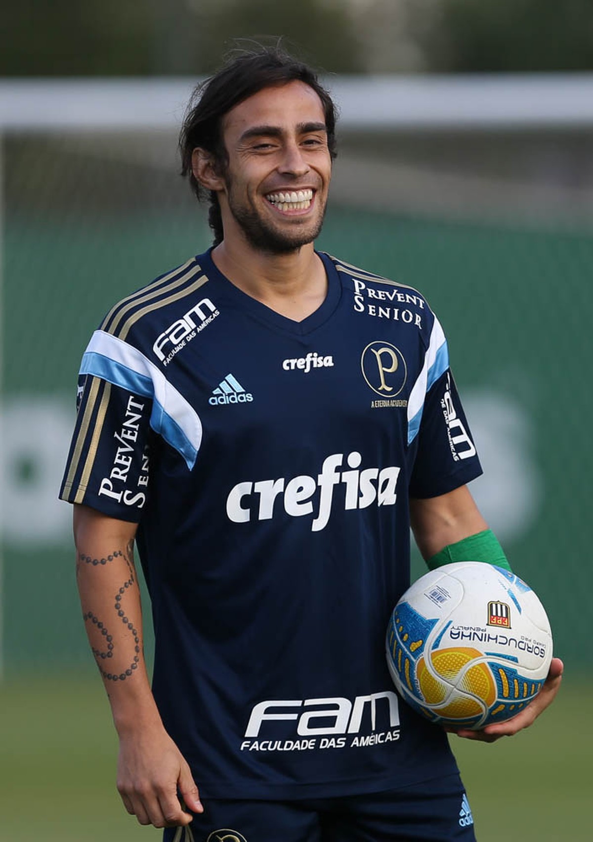 Enquete: 83% dos torcedores gostariam de ver Valdivia de volta ao Palmeiras