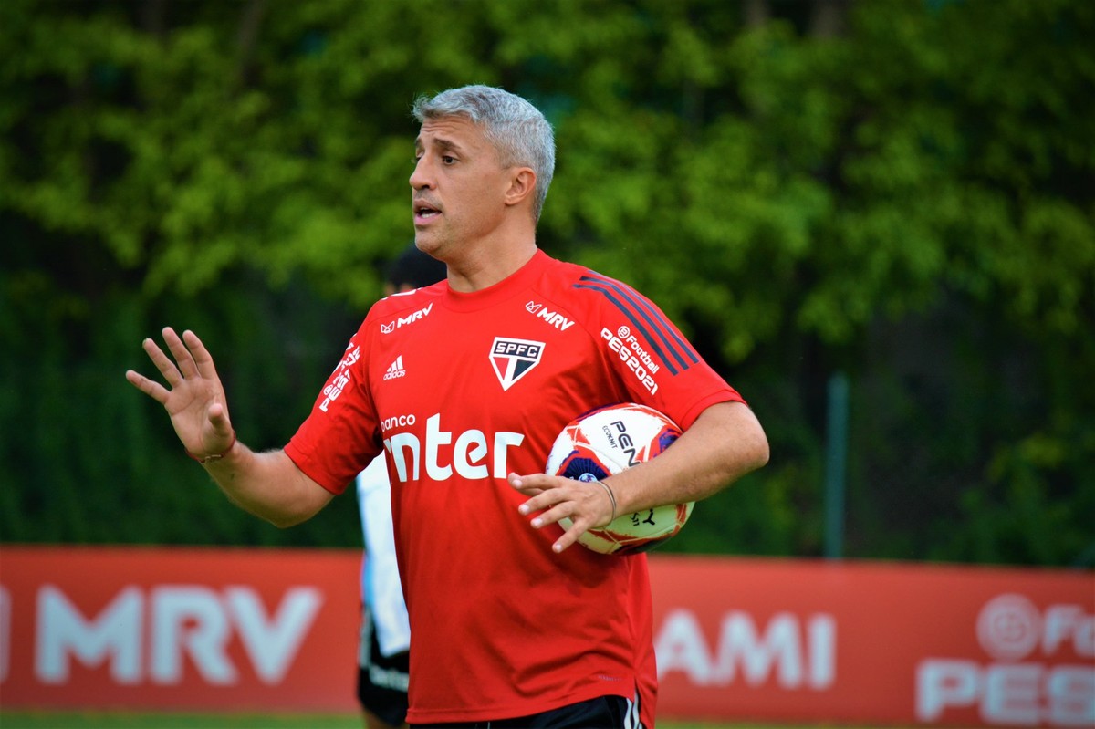 Crespo programa treinos para dias de jogos em casa no São Paulo | são ...