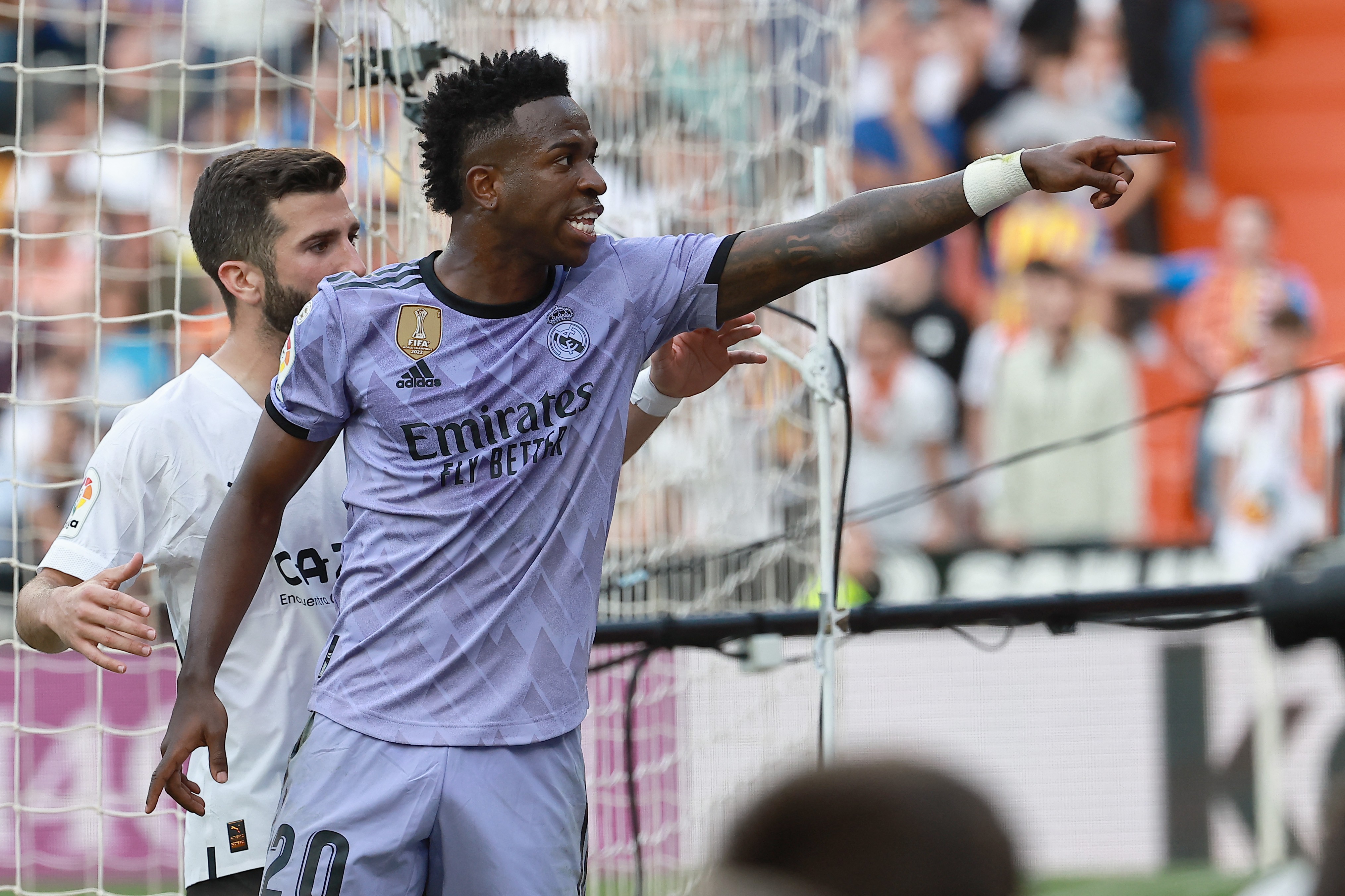 LaLiga atualiza situação de 21 casos de racismo contra Vini Jr.; veja ...