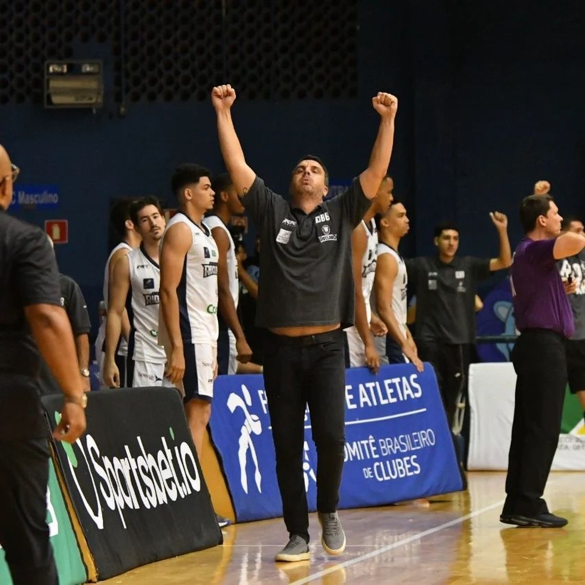 Rio Claro vence Pato no Felipe Karam e quebra sequência de cinco ...