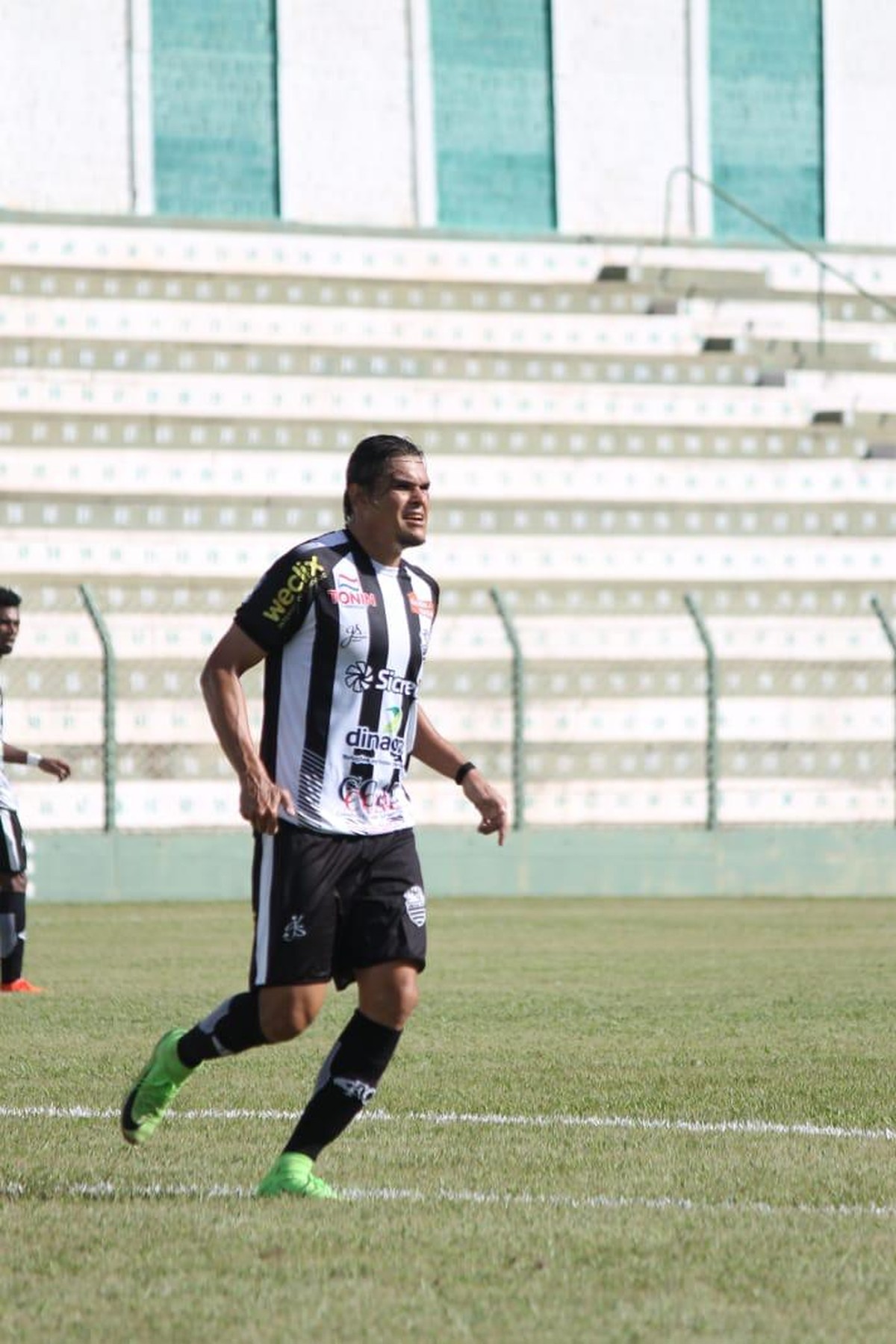 Daniel Bueno se diz bem fisicamente, mas reprova ataque do Comercial em ...