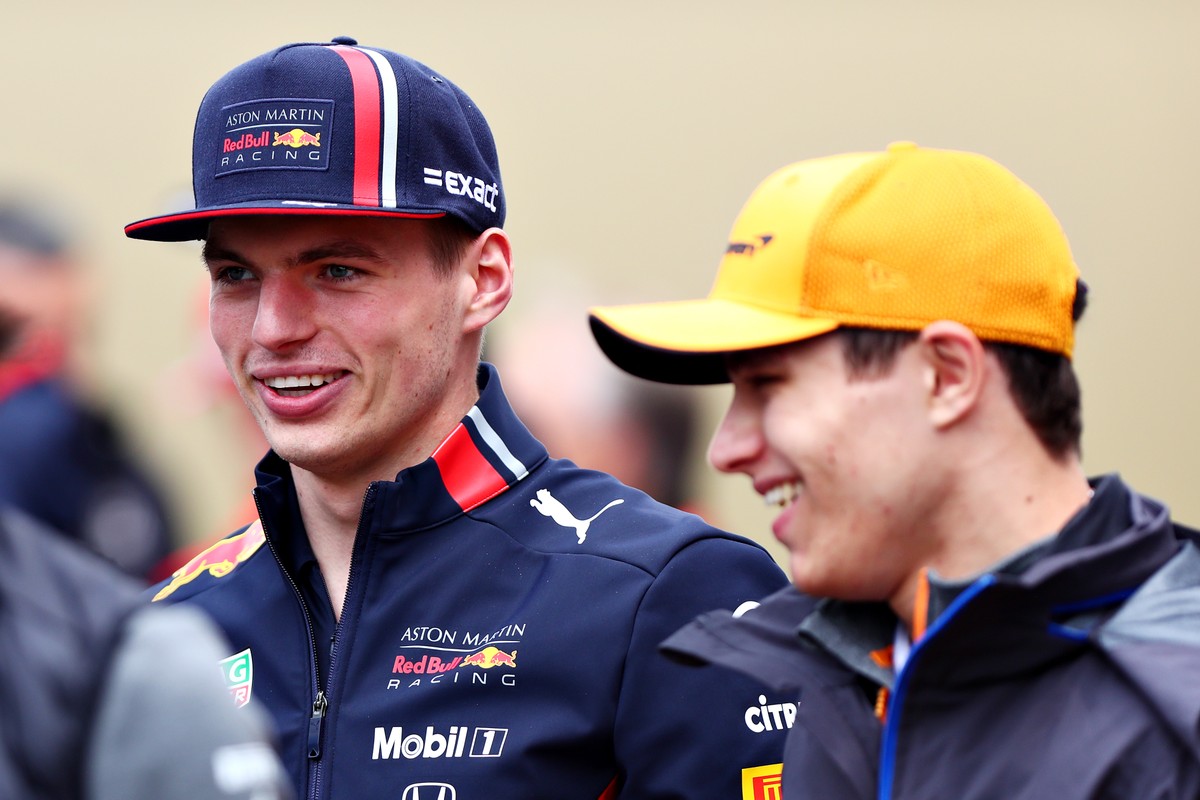 Max Verstappen elogia Charles Leclerc mas não vê rival como único jovem ...