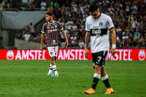 De volta após 106 dias, Alexsander quer ser titular do Fluminense ...