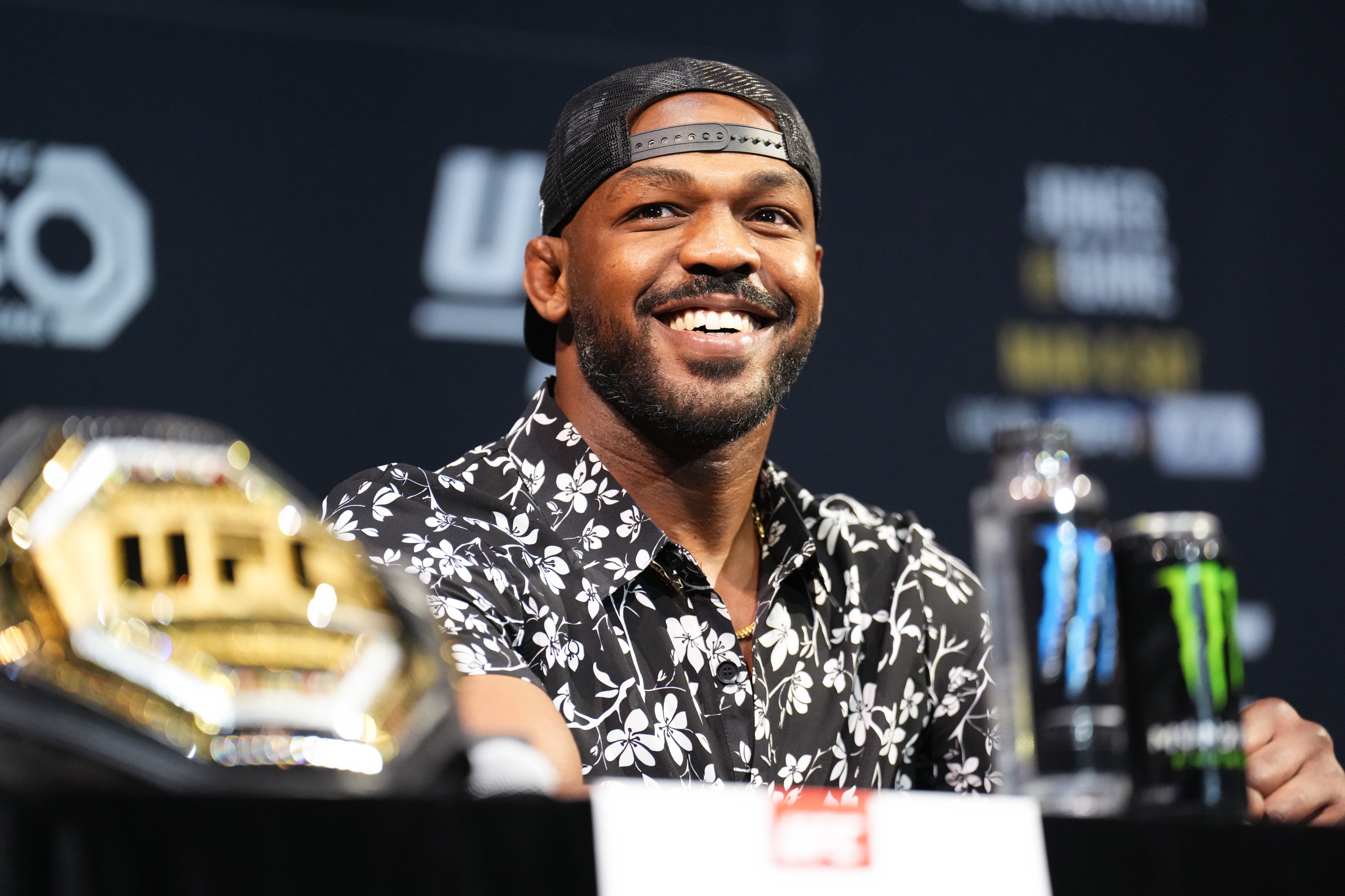 Mundo do MMA repercute aposentadoria de Jon Jones | Ge
