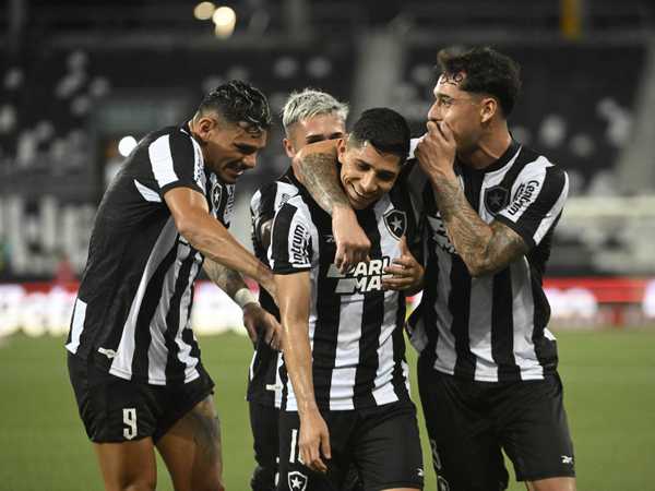 Atuações do Botafogo: Danilo Barbosa é destaque em grande atuação ...