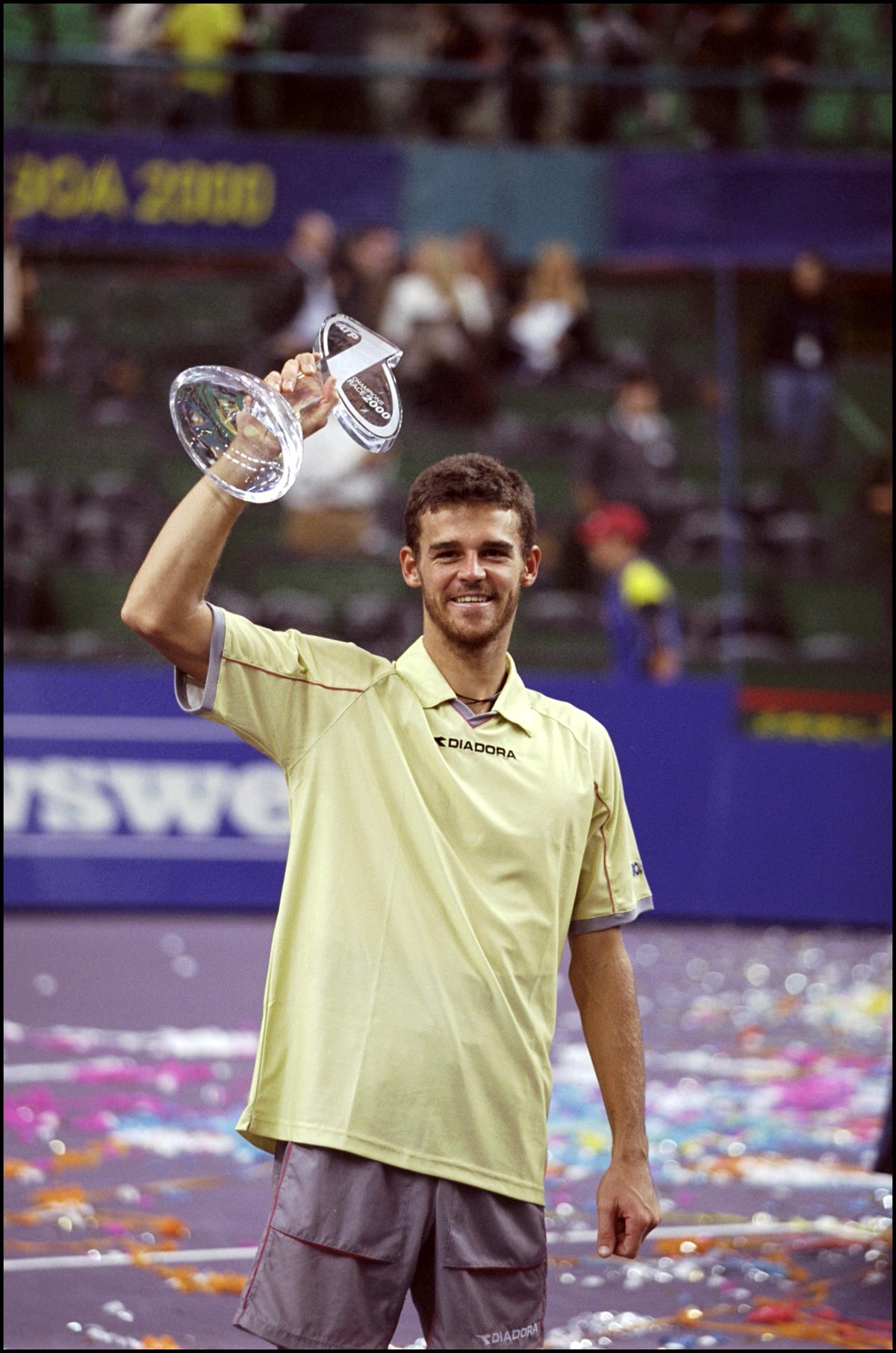 Há 20 anos, Guga se tornava número 1 do mundo e também virava questão ...