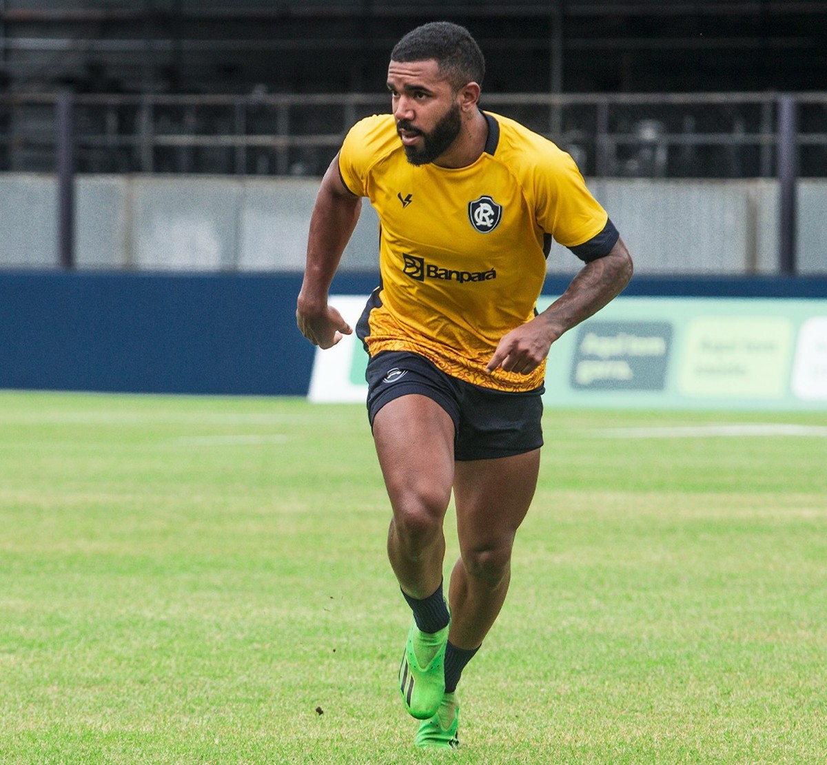 Titular na Série C, Evandro não deve permanecer no Remo | remo | ge