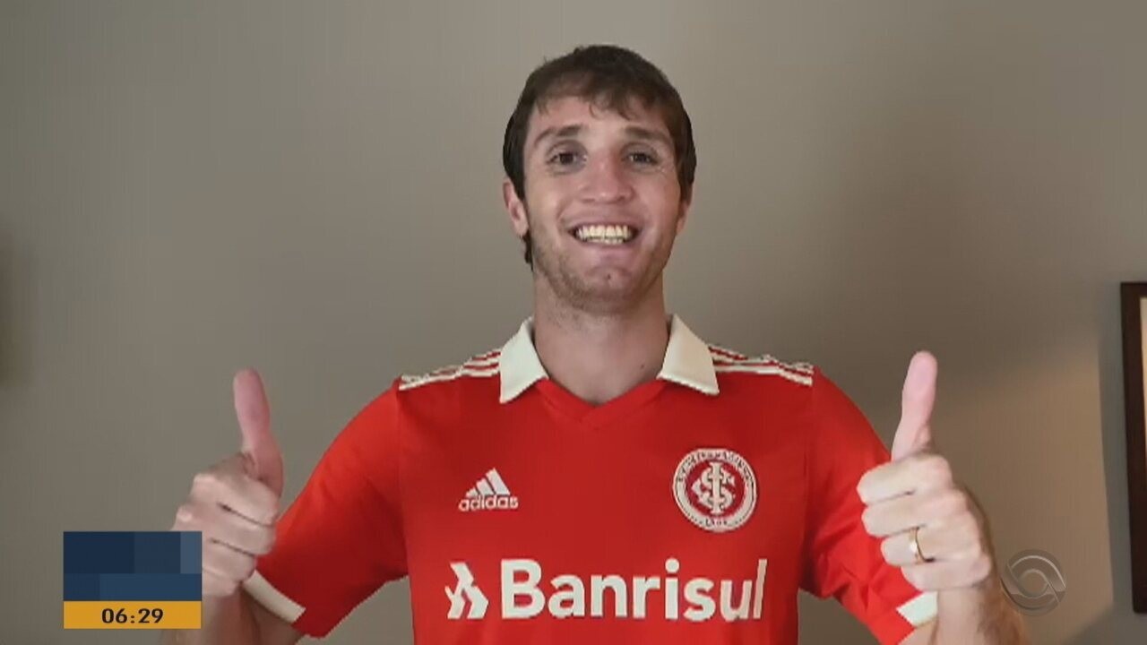 Mário Fernandes é apresentado, explica escolha pelo Inter e diz que ...