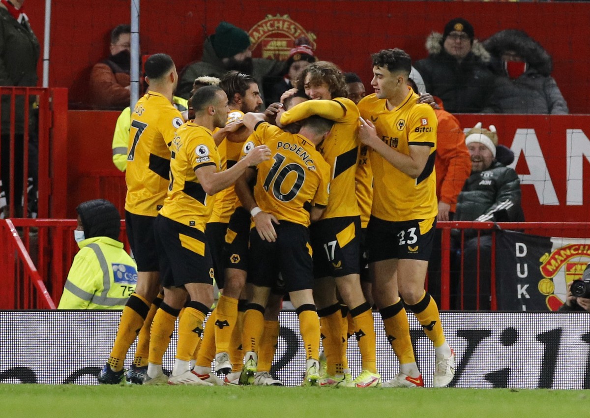 Wolverhampton tem base de cadastro mais de quatro vezes maior do que ...