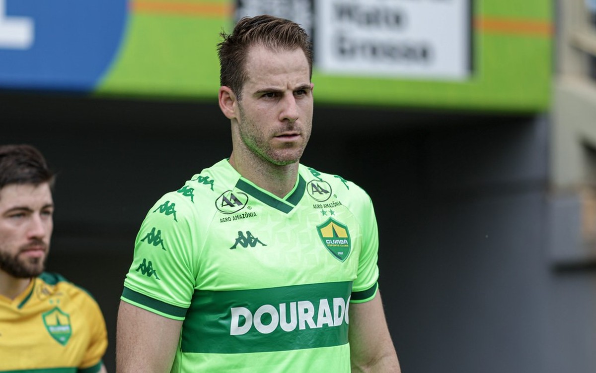 Pasinato fala em dificuldade para substituir Walter e deixa recado ...