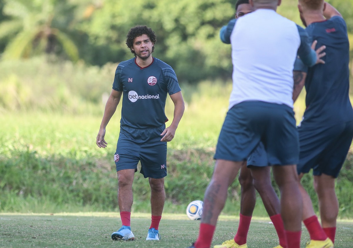 Capitão Do Náutico Victor Ferraz Não Teme Bom Momento Do São Bernardo 5854