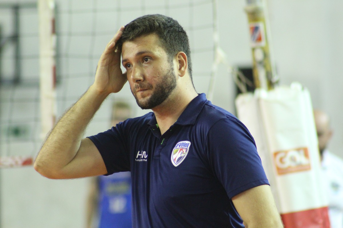 Marcos Henrique destaca último set e quer que JF Vôlei mantenha ...