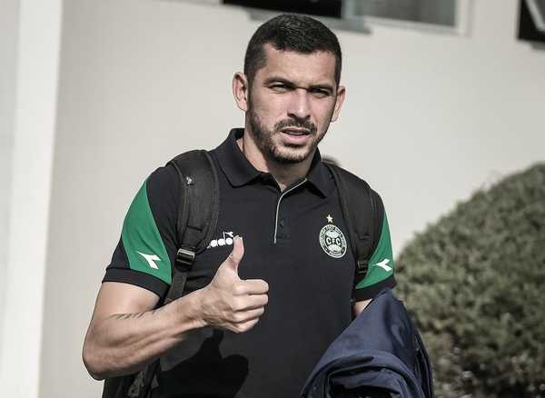 Coritiba acerta contrato de dois anos com o zagueiro Bruno Melo ...