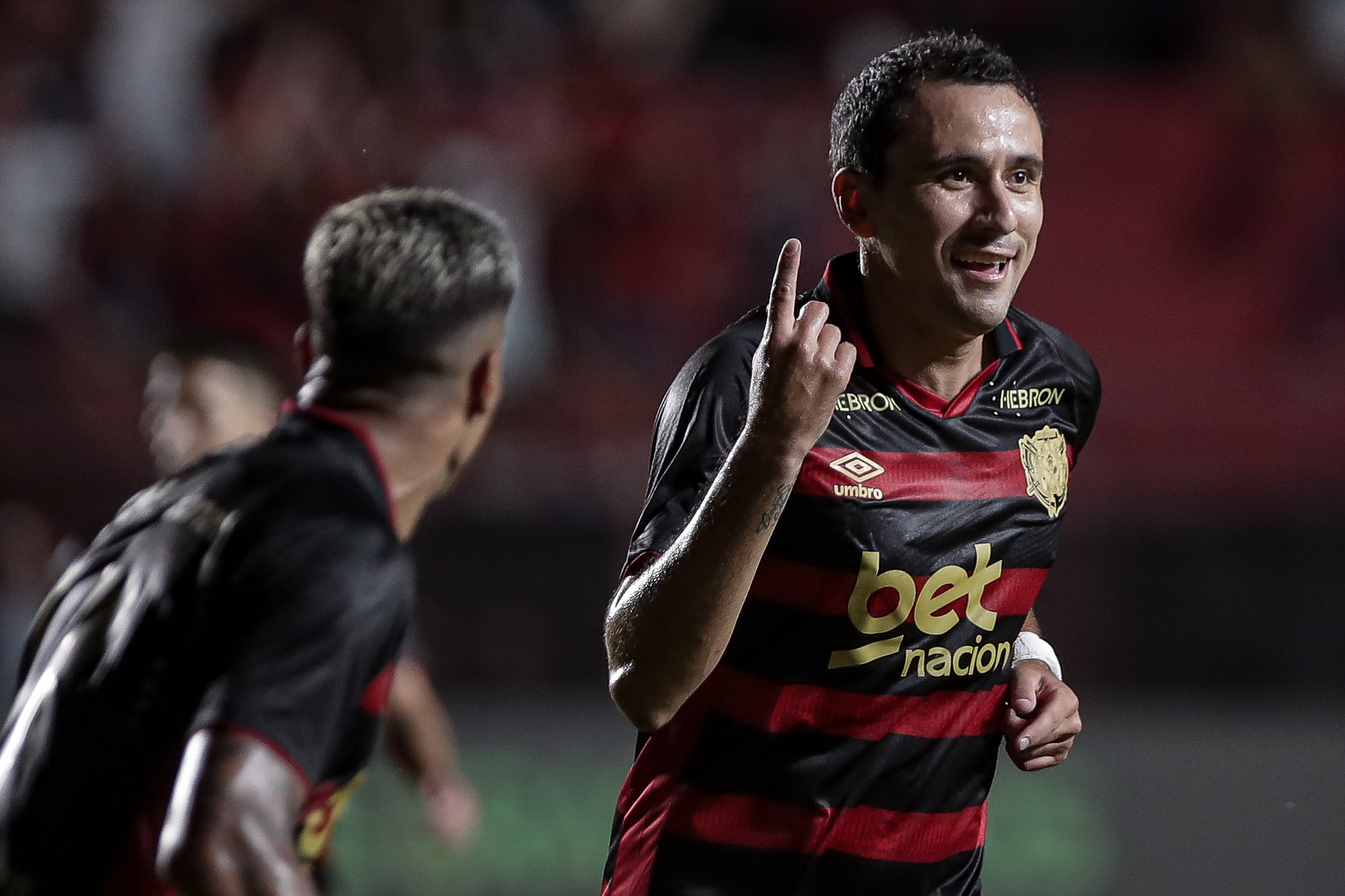 Pablo estreia no Sport com dois gols e comemoração à la Cristiano ...