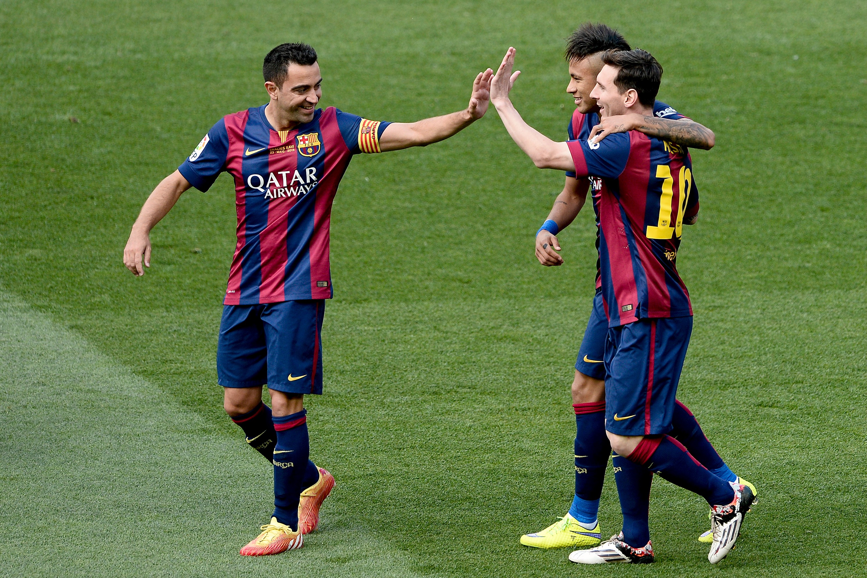 Xavi diz que Neymar foi o jogador que mais se aproximou de Messi: "Não ...