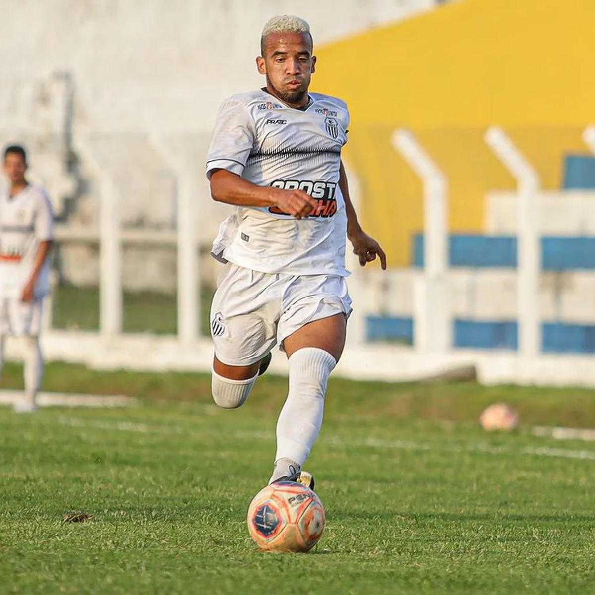 Central traz de volta Fernando Pires e renova com Maycon Alagoano | central | ge