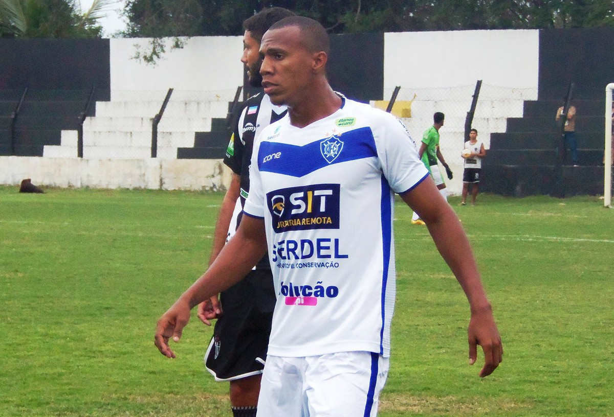 "Faz parte do futebol", diz Nilo sobre pênalti perdido no revés do ...