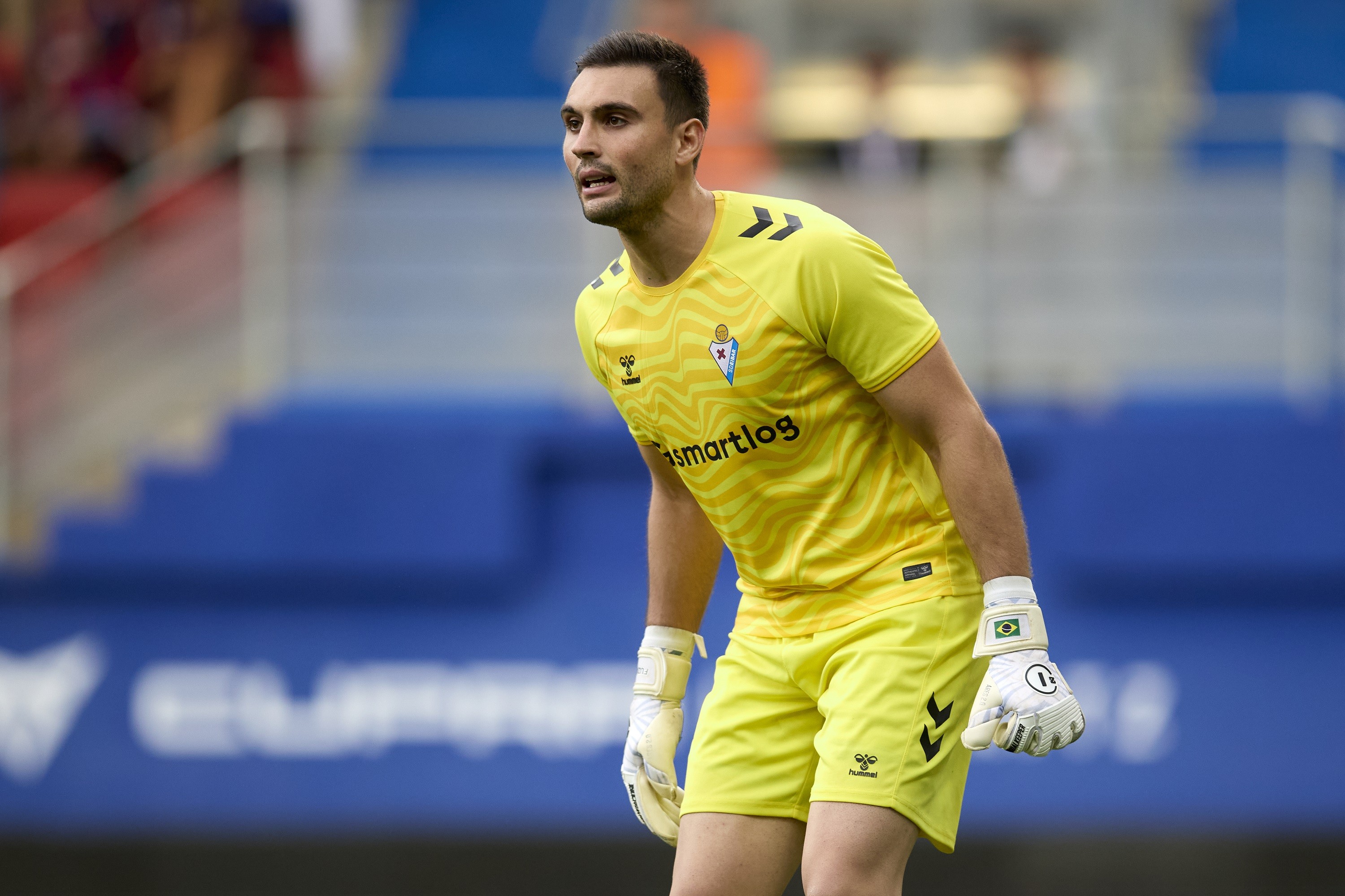 Vasco encaminha a contratação do goleiro Daniel Fuzato, do Eibar | Ge