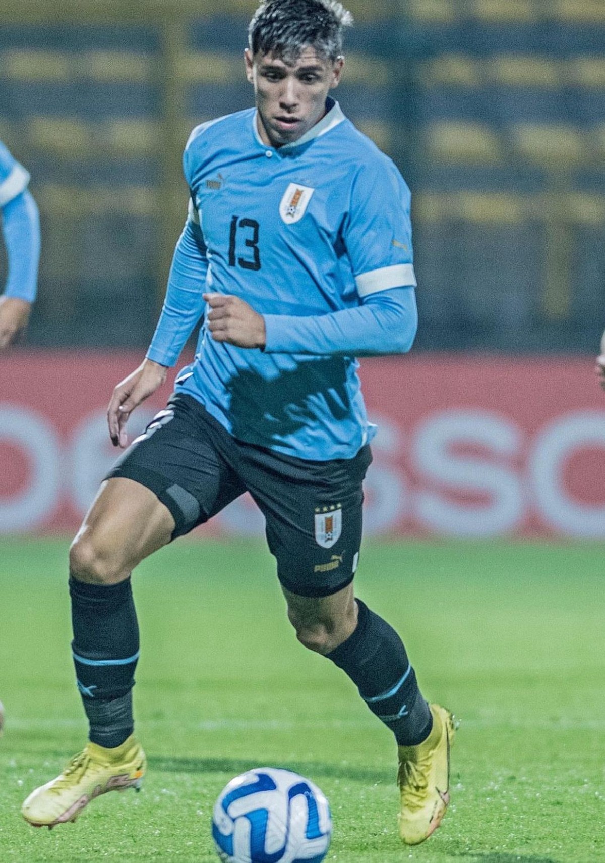 Atlético-GO encaminha contratação do atacante uruguaio Emiliano ...