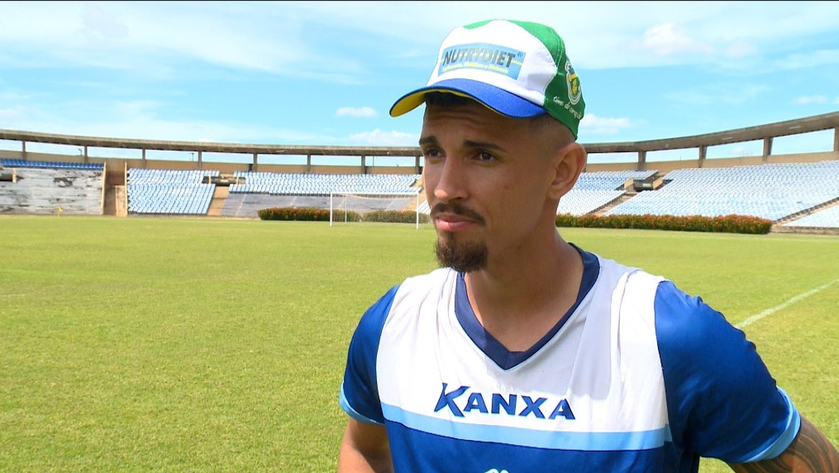 Franco, Manoel reconhece pontaria falha no início da Série D: "Deveria ...