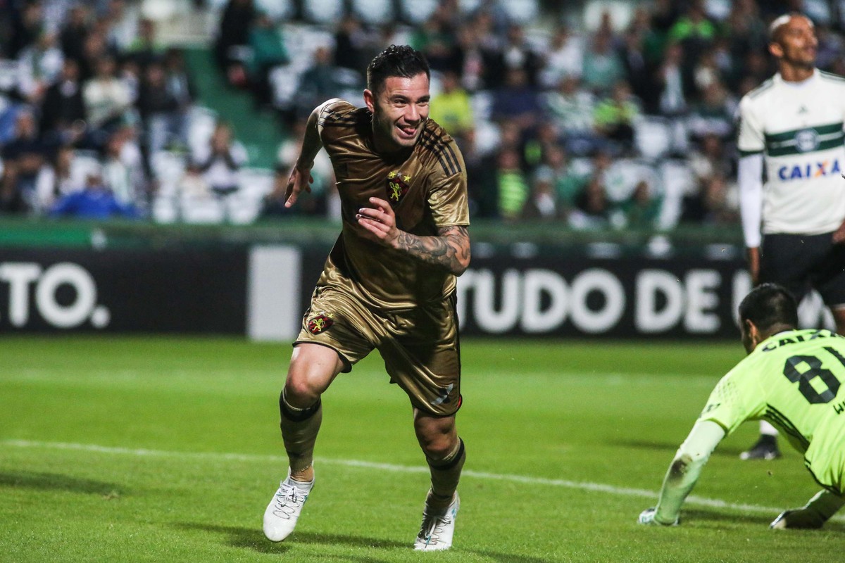 Após "metamorfose" no Sport, Mena vive melhor momento no Brasil | sport ...