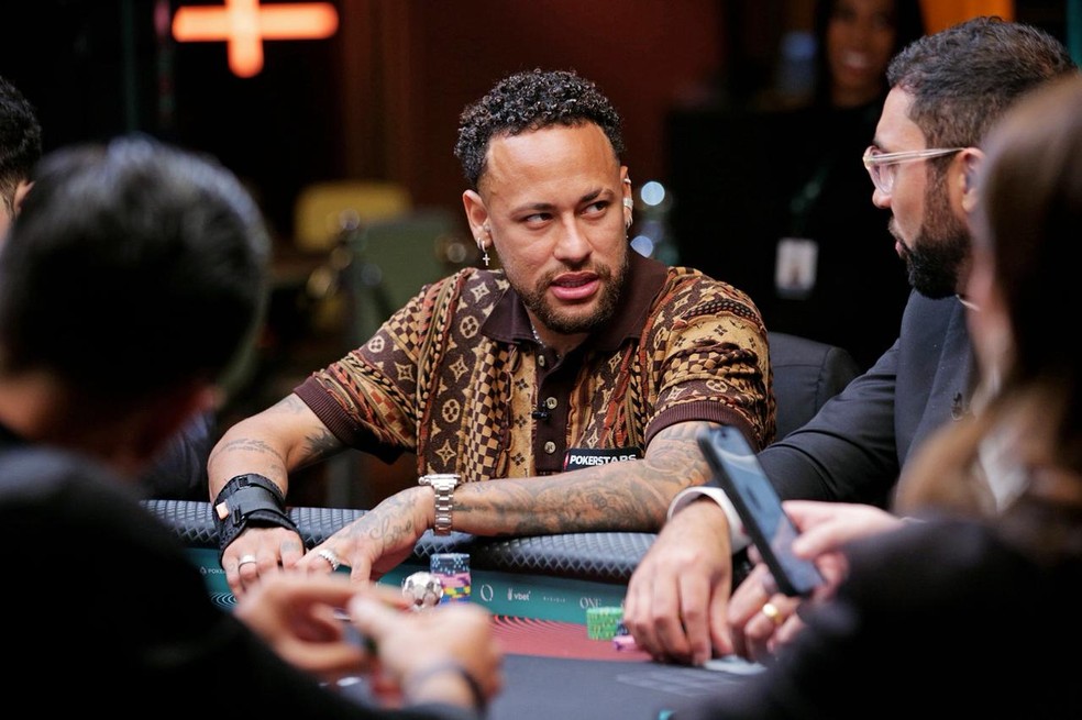 Notícias | Santos confirma Neymar em gramado sintético, e médico elogia ...