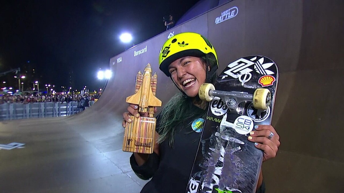 Raicca Ventura é campeã do Vert Battle em Natal | skate | ge