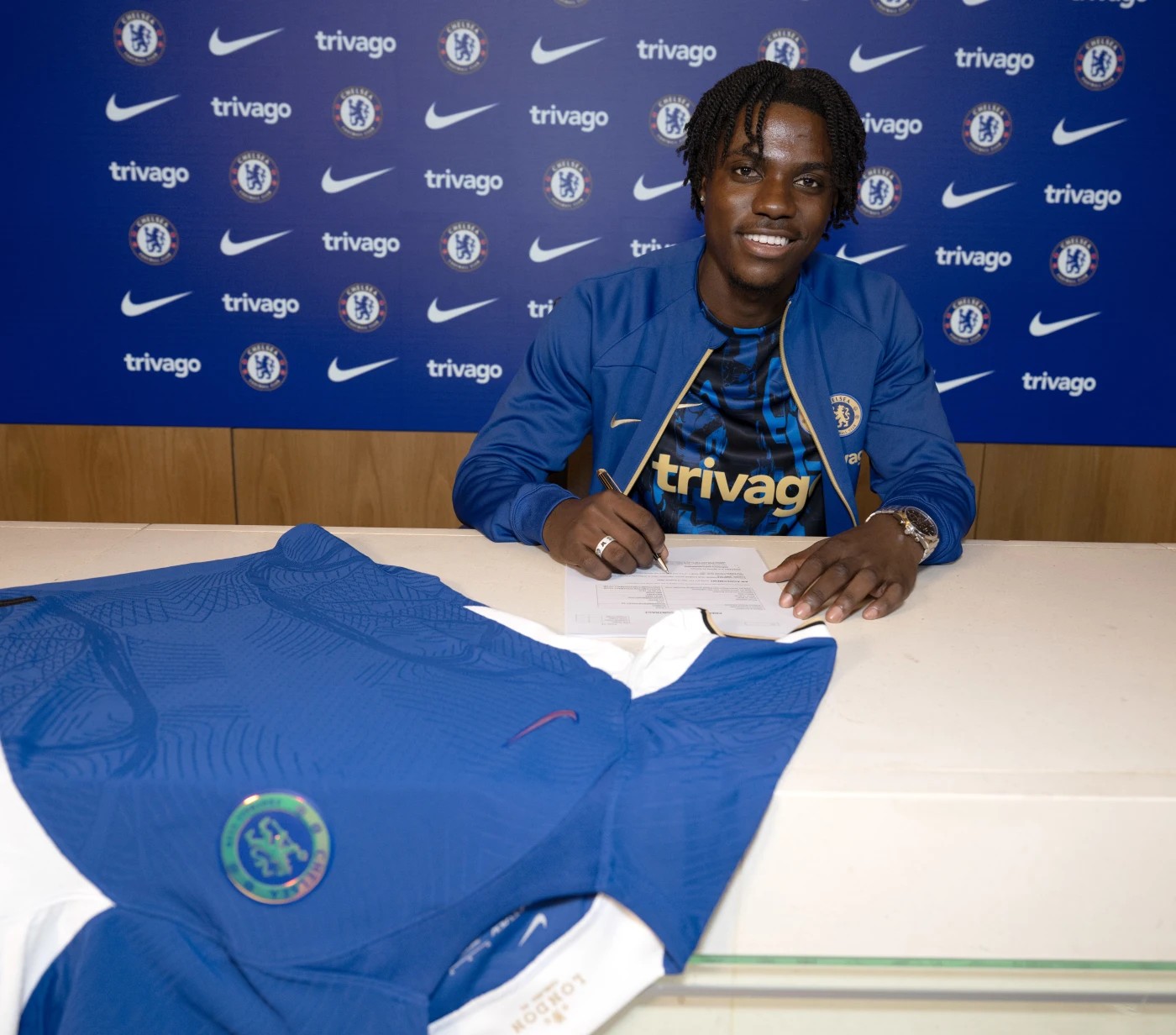 Chelsea contrata Lavia, ex-City e Southampton, após atravessar ...