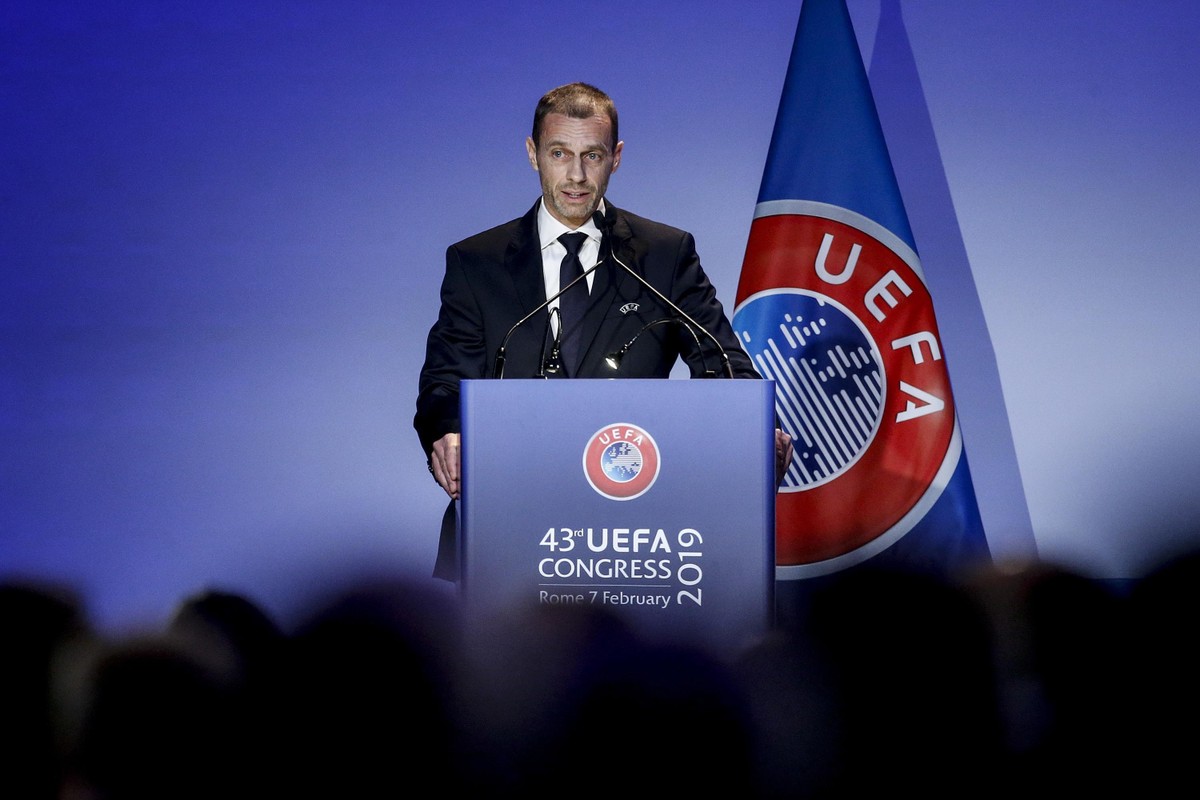 Alexsander Ceferin é reeleito presidente da Uefa por mais quatro anos ...