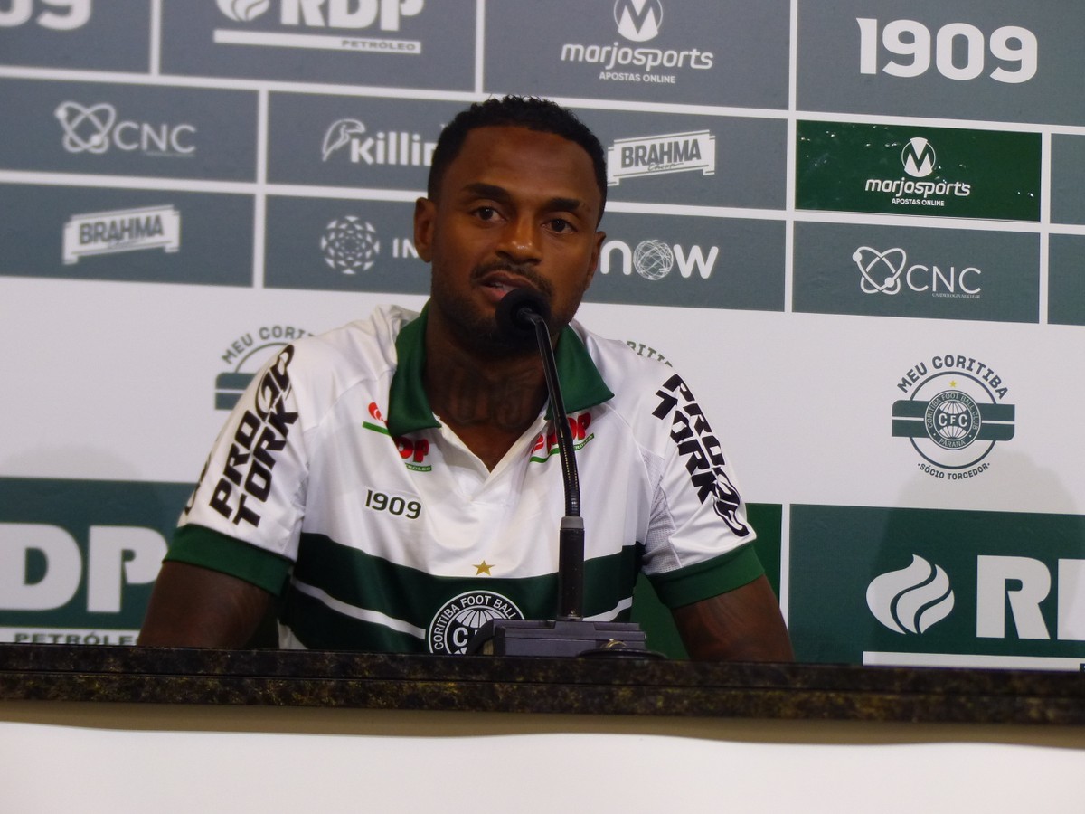 Após um jogo em 2019, Renê Jr é apresentado no Coritiba e garante estar ...