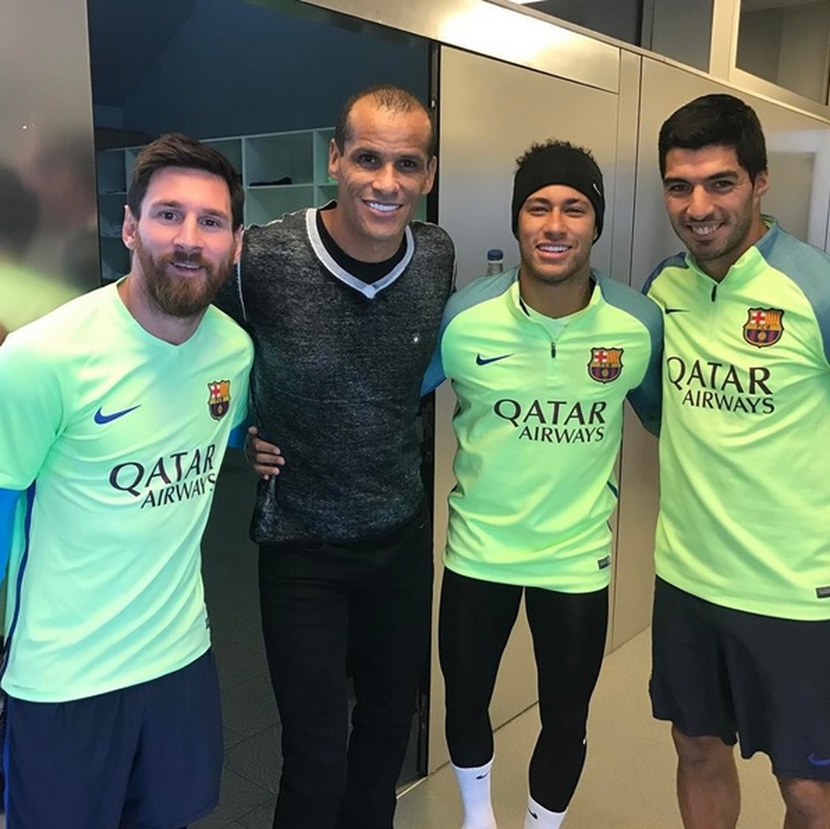 Rivaldo Diz Que Messi é Maior Que Cr7 E Apoia Volta De Neymar Ao