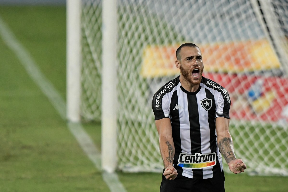 Pedro Castro é o melhor entre os reforços e lidera média de atuações do ...