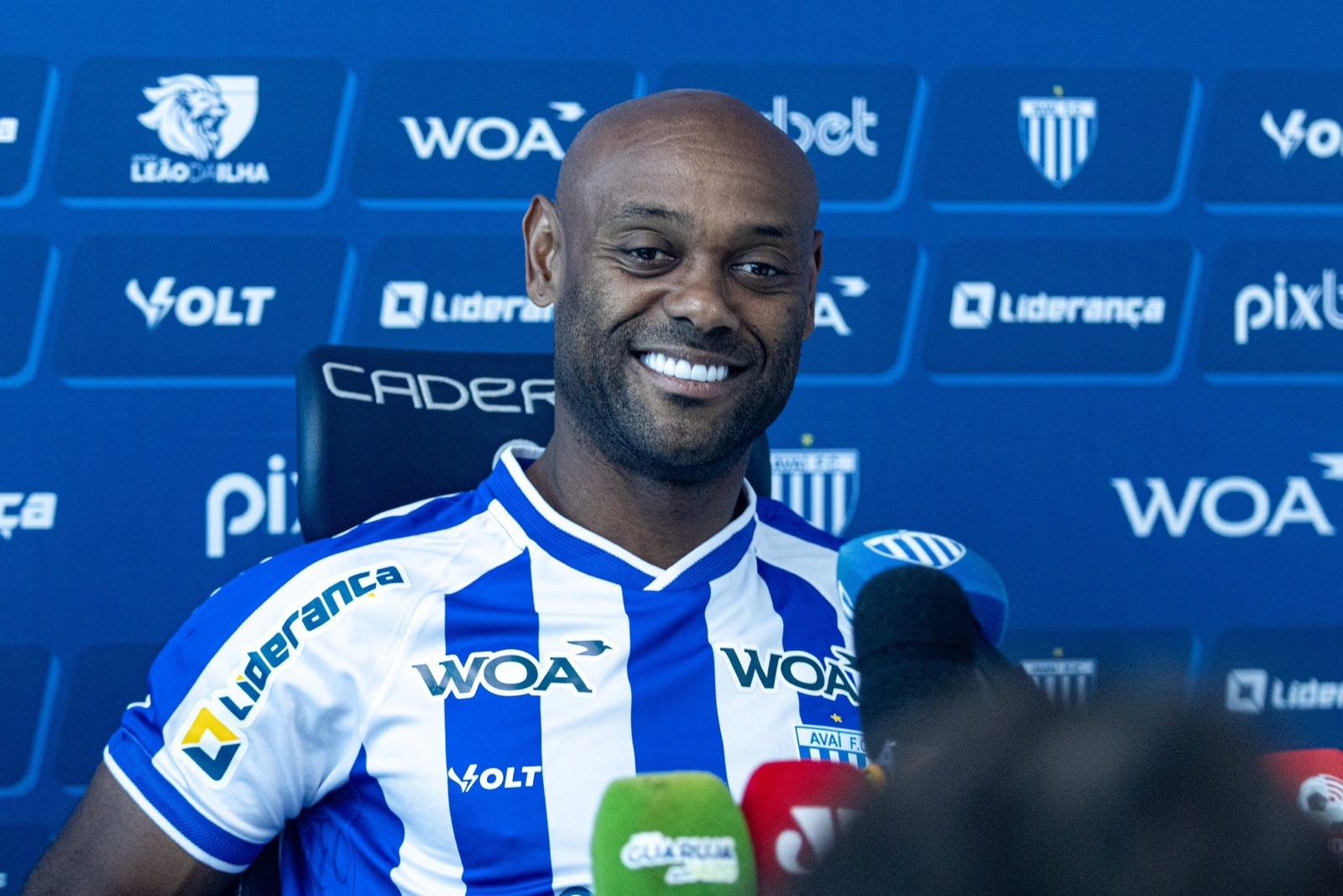 No Avaí, Vagner Love diz que trabalho supera desconfiança pela idade ...