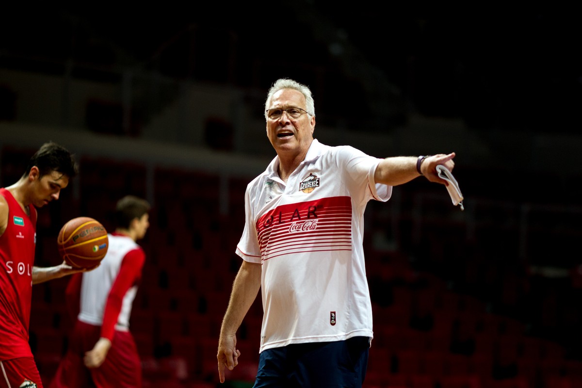 Alberto Bial ficará no Basquete Cearense por duas temporadas | nbb | ge