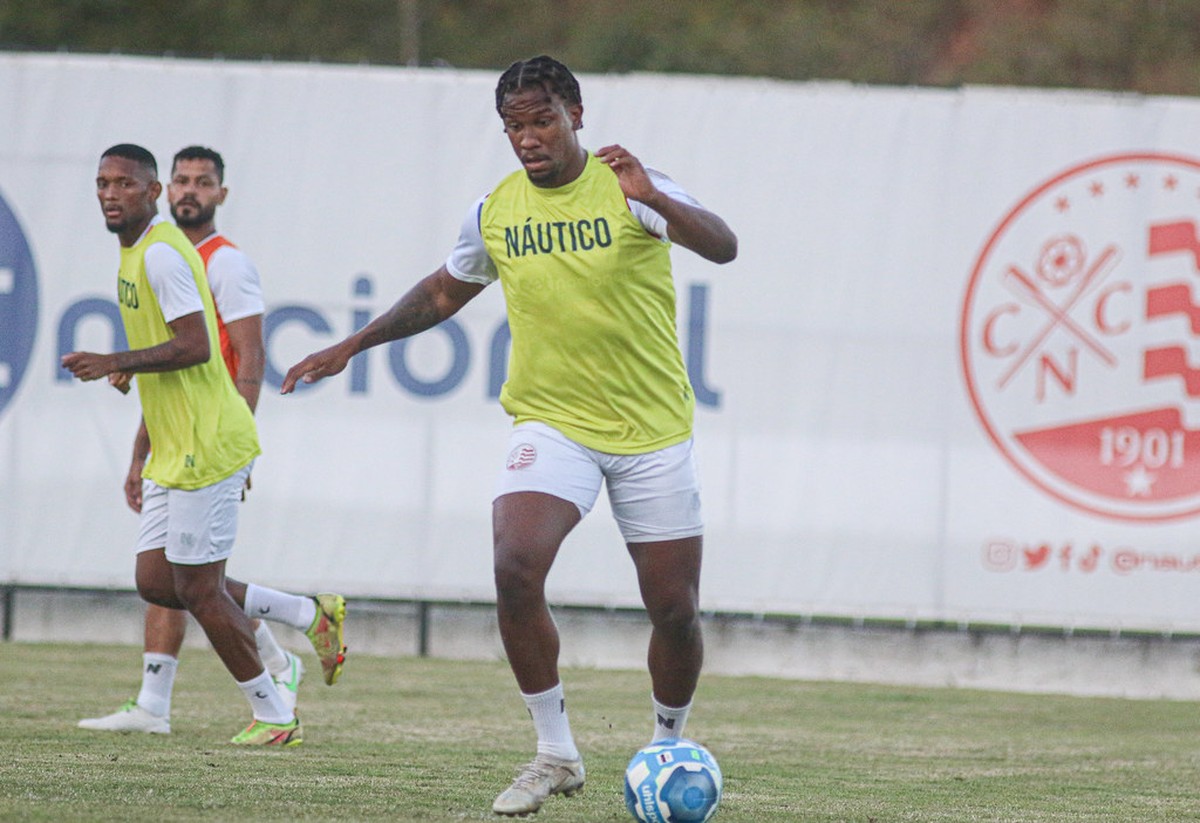 Ribamar fica regularizado e pode fazer estreia pelo Náutico contra o CSA, no próximo domingo ...
