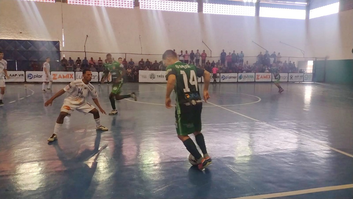 Em duelo de classificados, Três Rios confirma favoritismo e vence Paulo ...