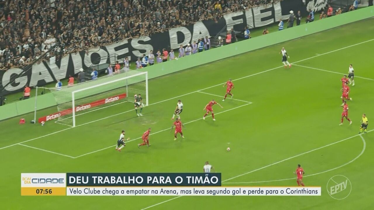 Atacante Daniel Amorim comemora primeiro gol do Velo no Paulistão 2025