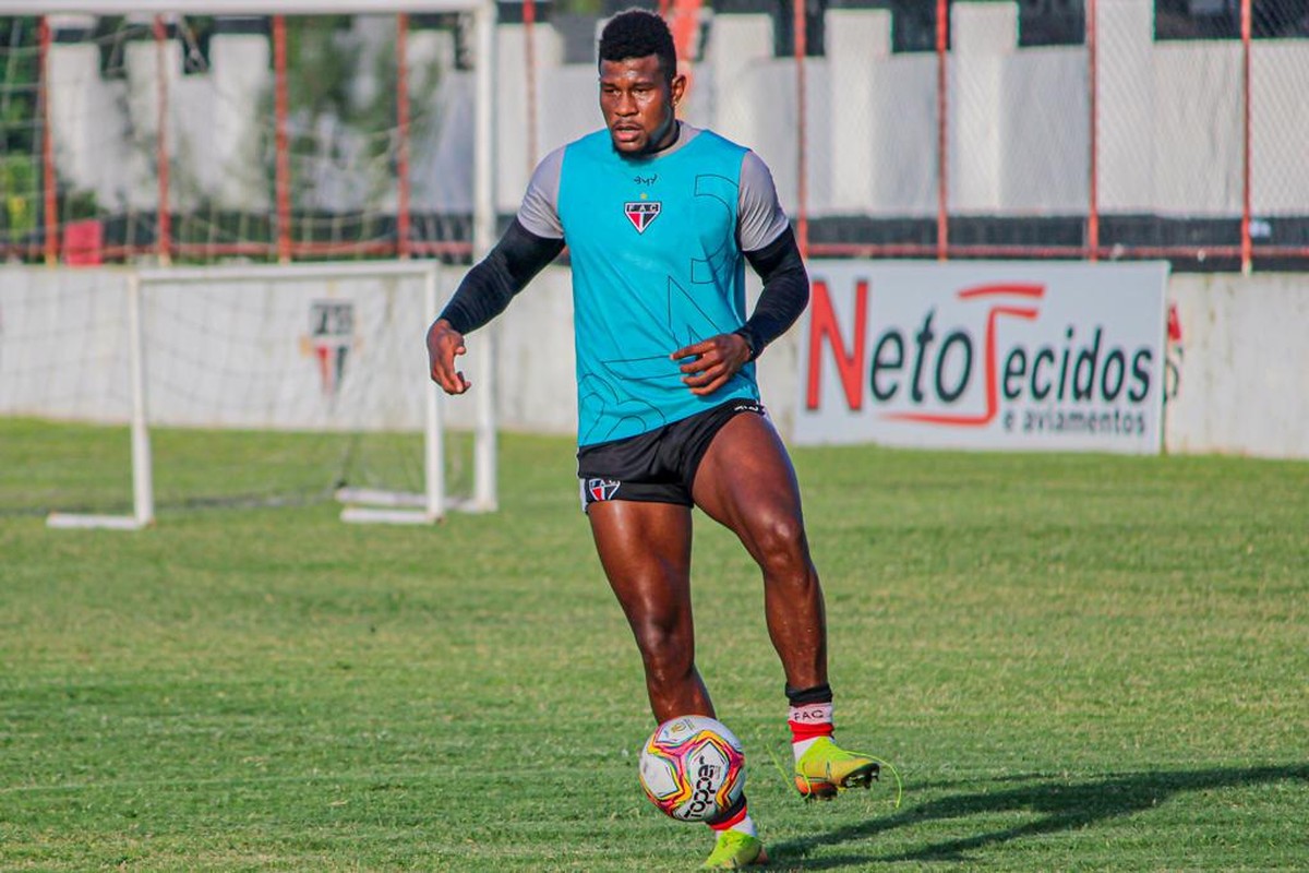 Falcon anuncia volante e lateral para temporada 2023 | falcon | ge