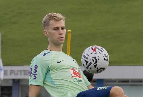 Ronald exerce liderança na seleção pré-olímpica mesmo sem ser titular ...