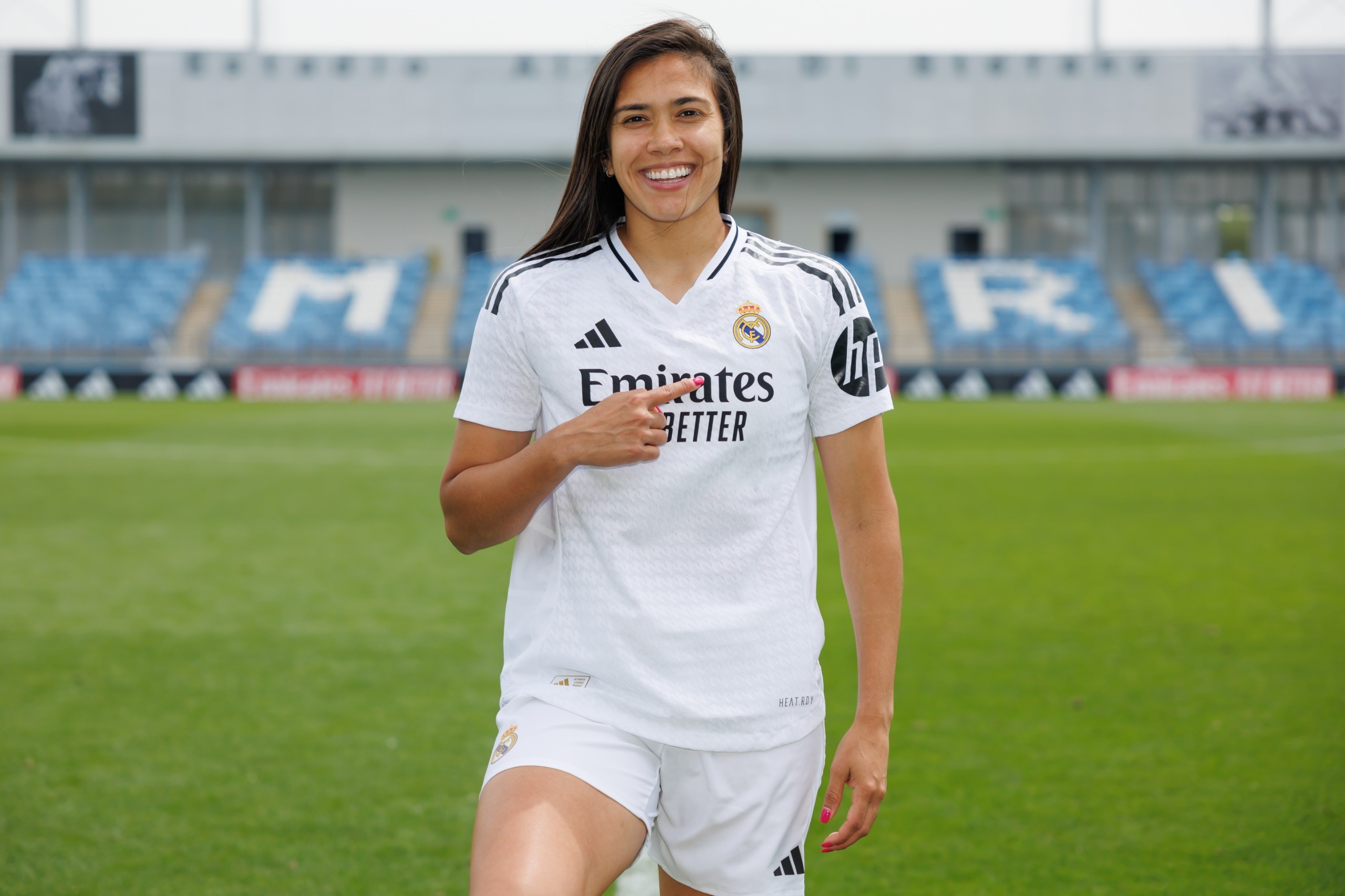 Antônia está pronta para estreia no Real Madrid, dois meses após ...