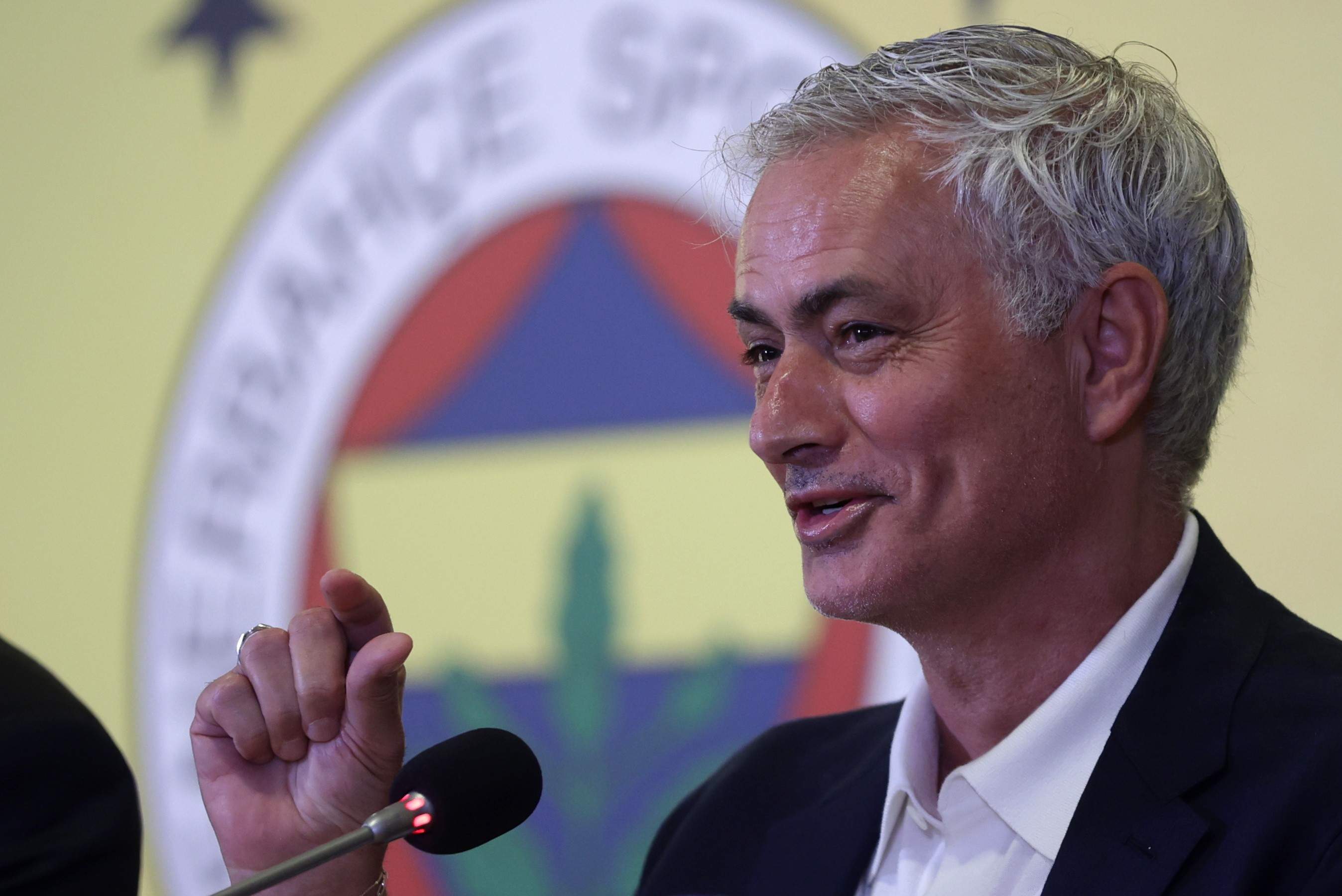 Fenerbahçe revela salário de Mourinho; veja os valores | Ge