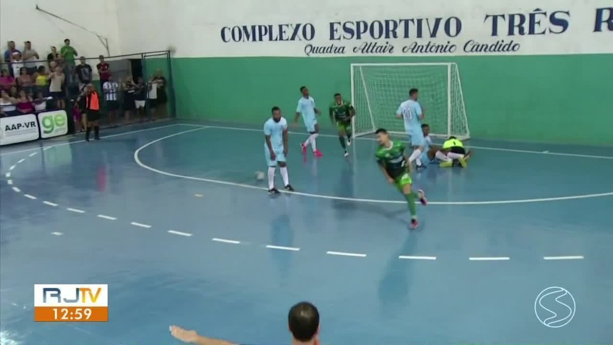 Atual campeã, Três Rios leva gol aos 6 segundos, mas vence Sapucaia de ...